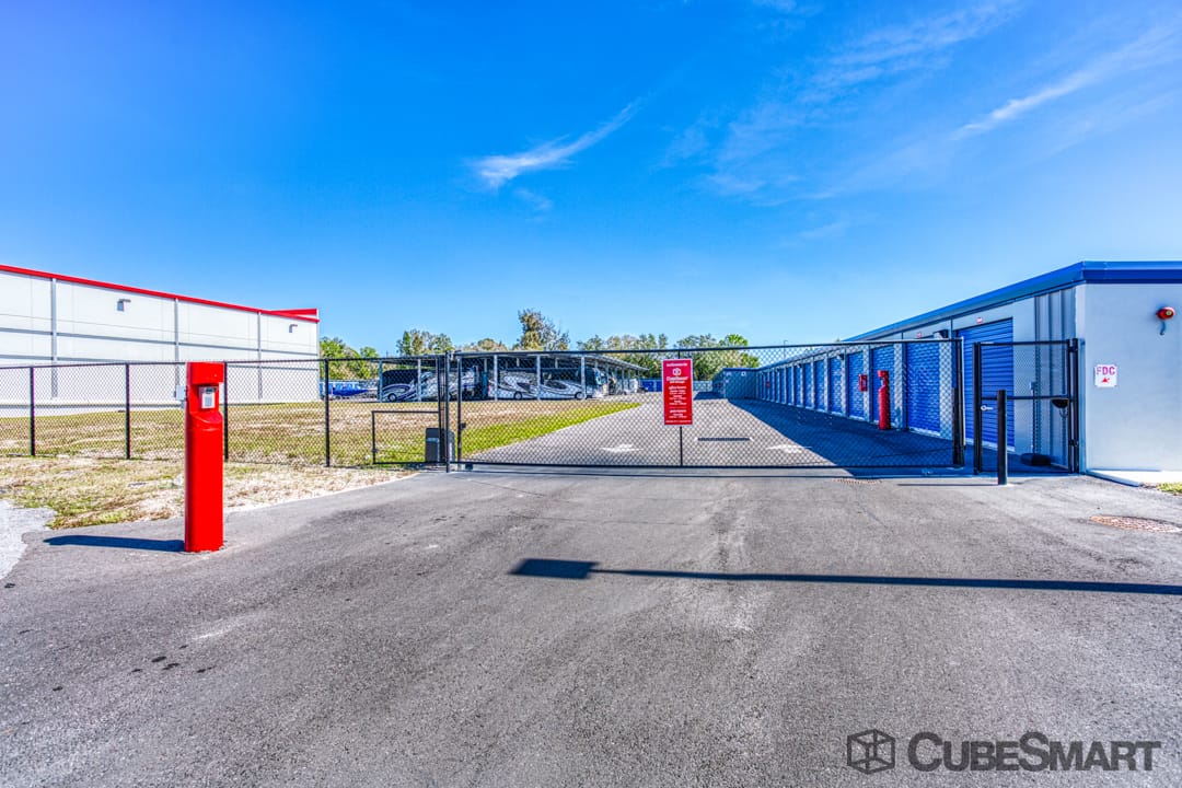Self-Storage Units at 12902 US 301 S in Riverview, FL @CubeSmart