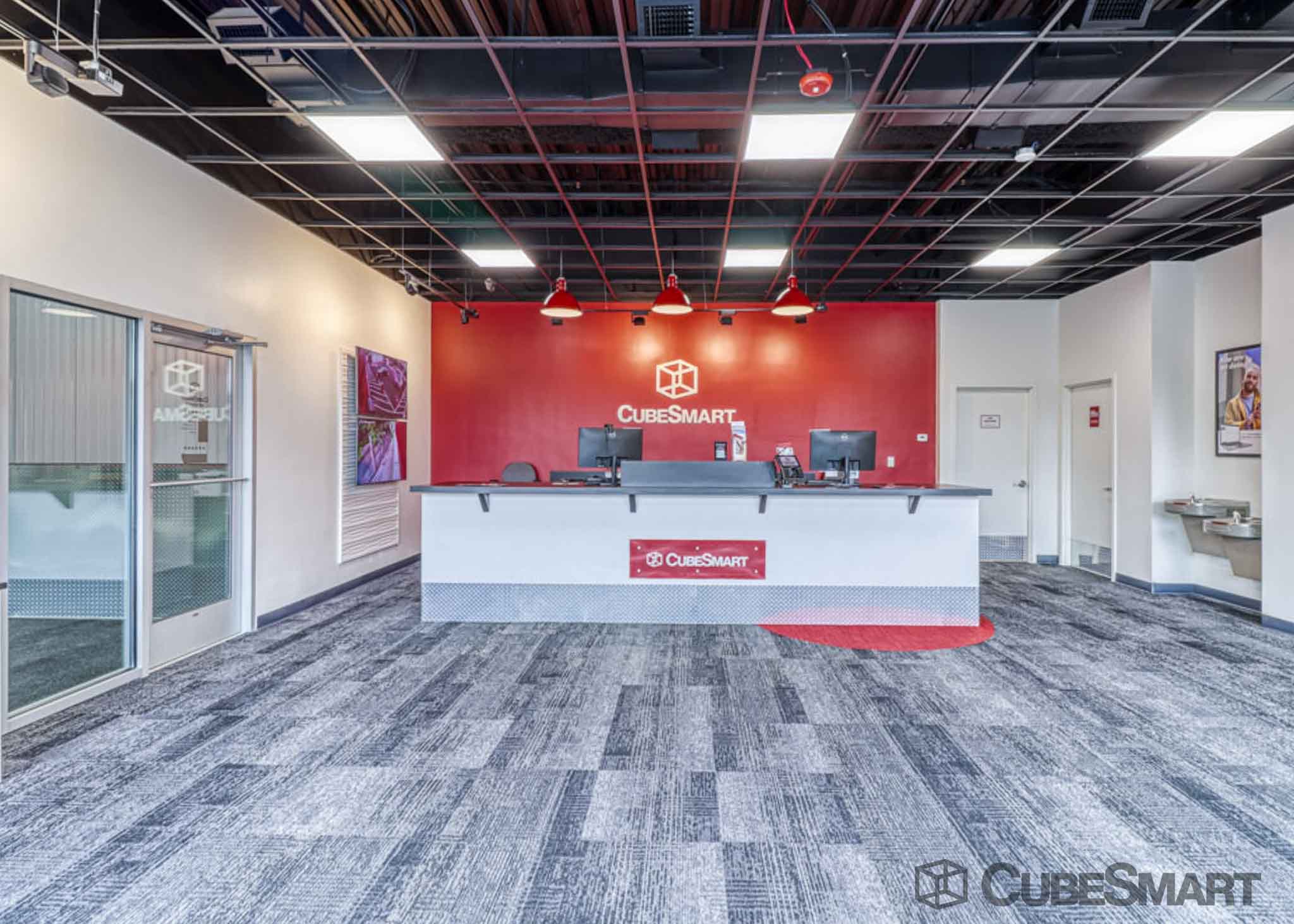 Self-Storage Units at 7416 Grand Ave in Elmhurst, NY @CubeSmart