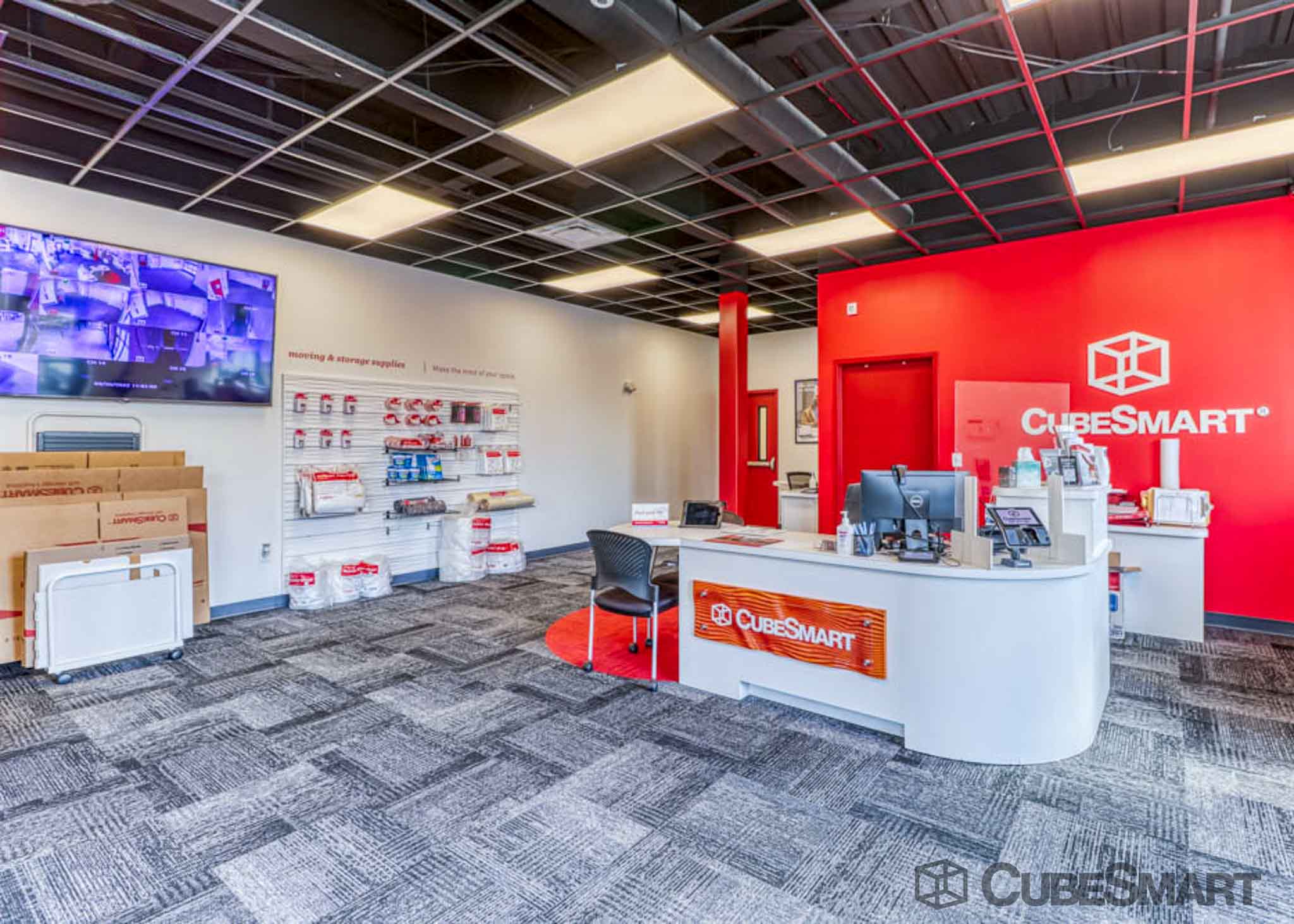 Self Storage Units Near N Illinois St, IN | CubeSmart