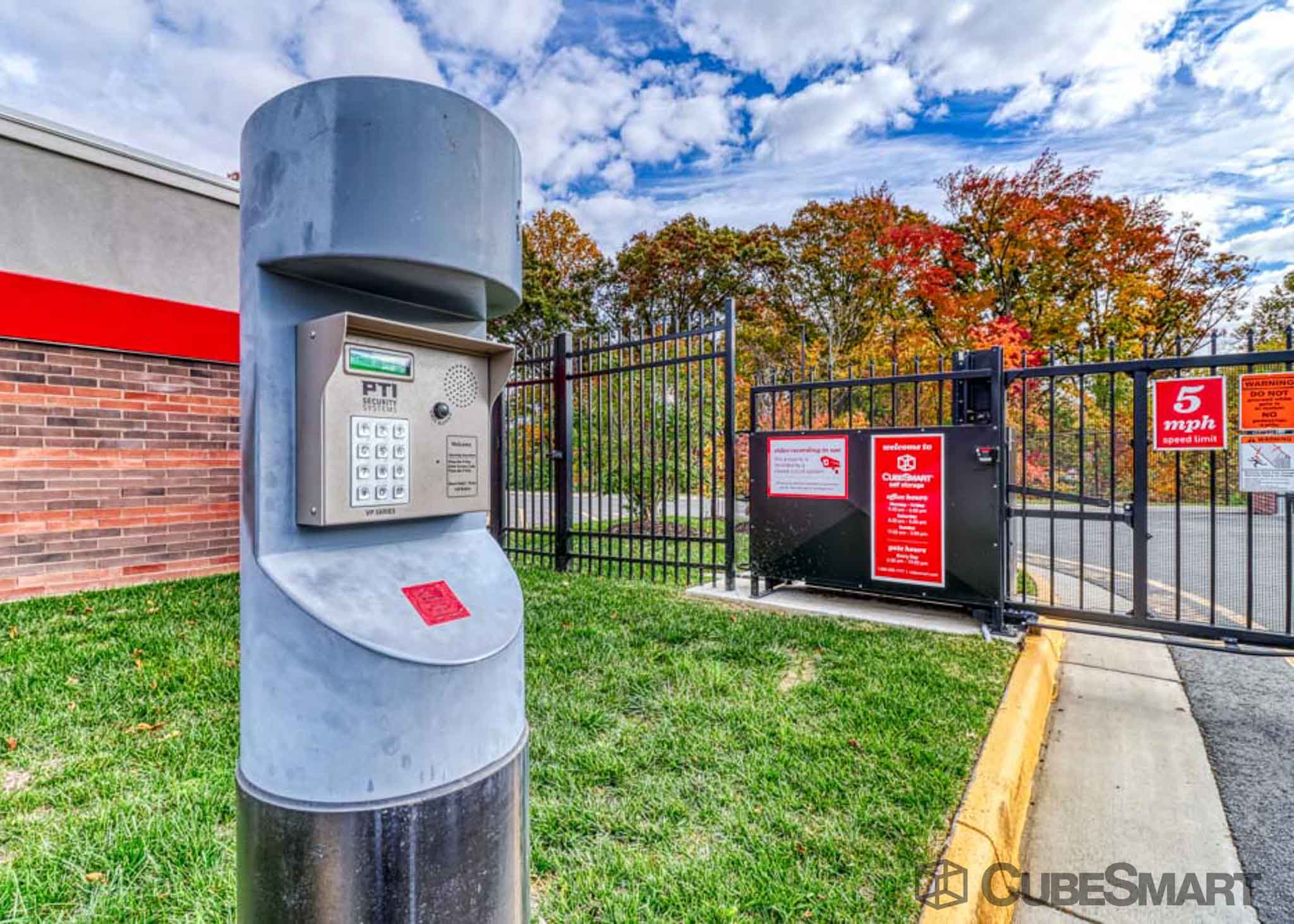 Self-Storage Units at 110 Space Way in Stafford, VA @CubeSmart