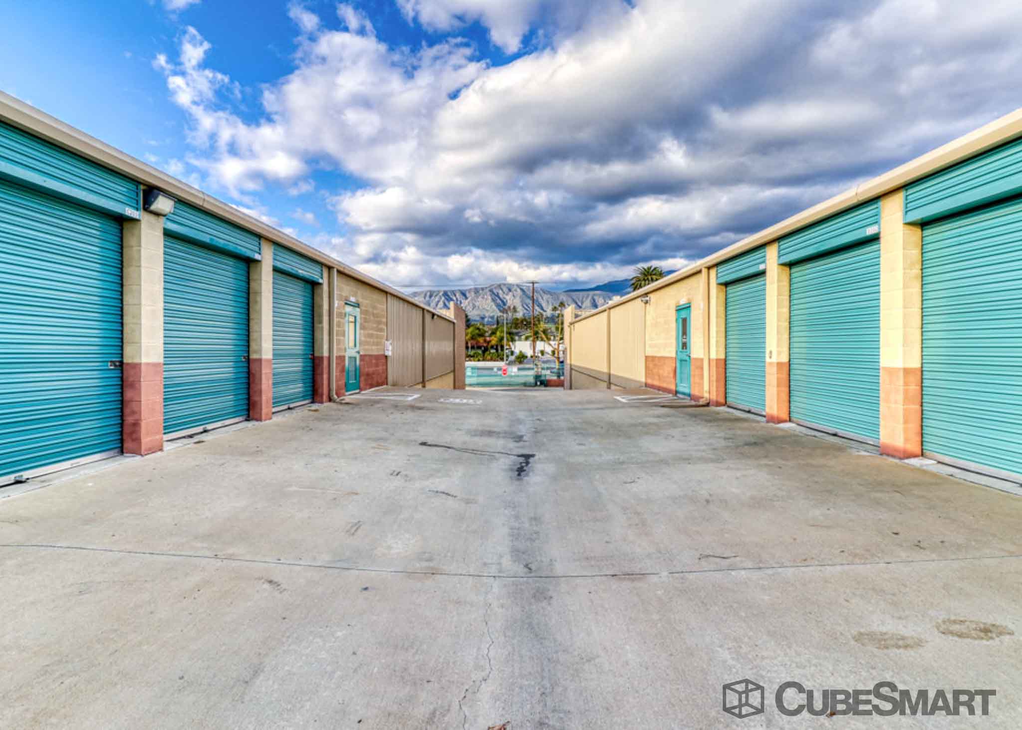 Self-Storage Units at 450 E Foothill Blvd in Pomona, CA @CubeSmart