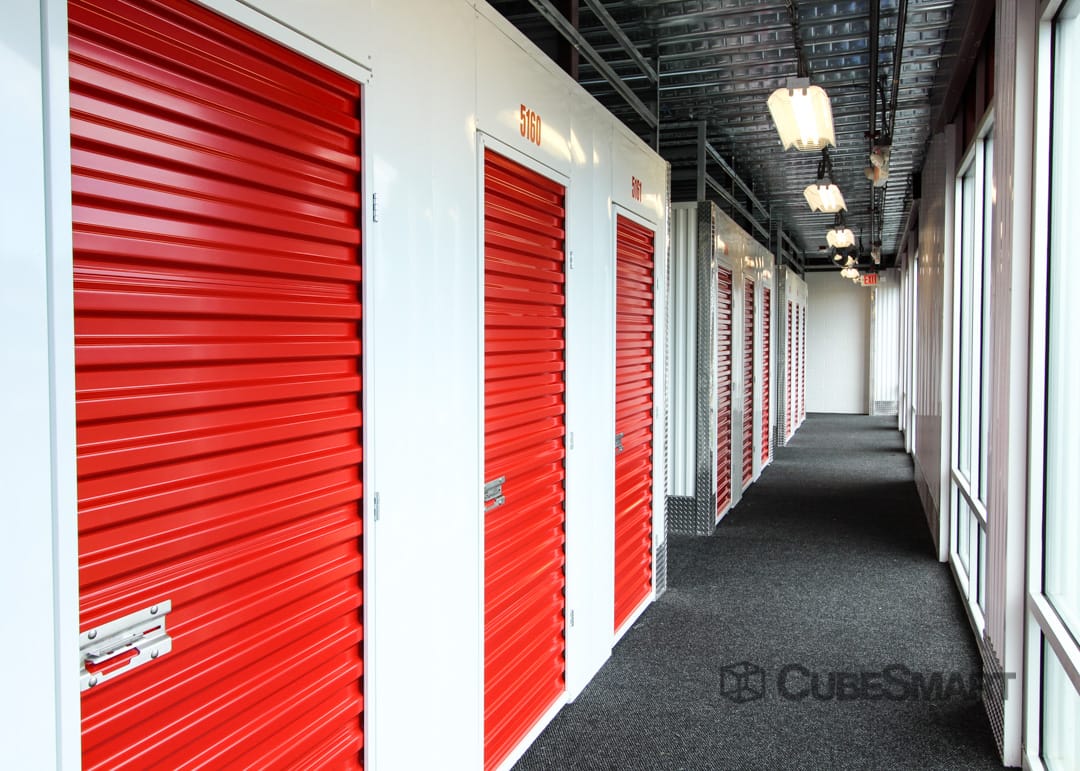 Self-Storage Units in Rockville (From $53) at 44 Research Pl @CubeSmart