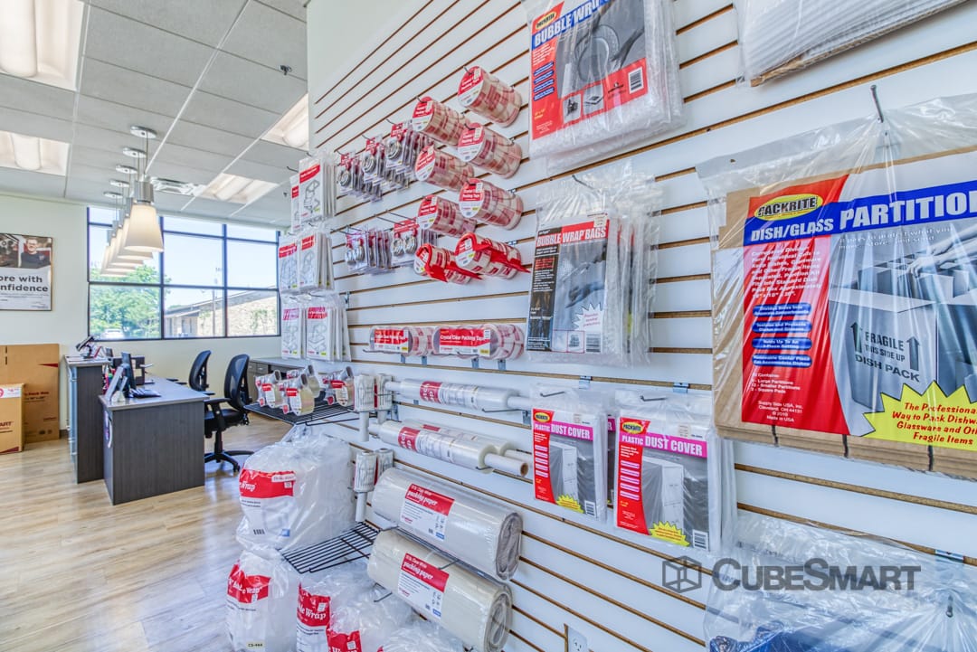 Self-Storage Units at 201 Miles Ave in Burleson, TX @CubeSmart