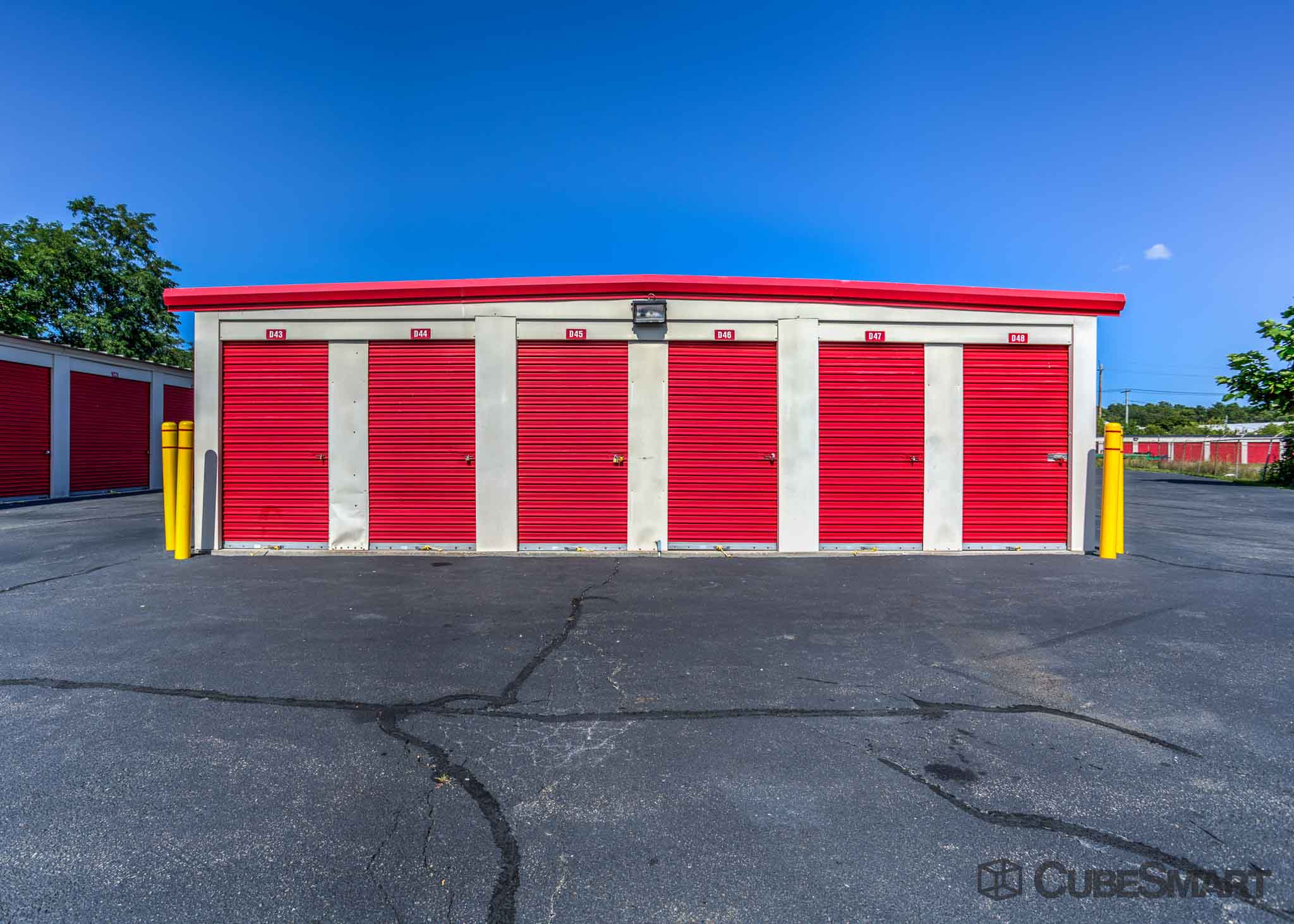 Self-Storage Units at 99 Mill Rd in Riverhead, NY @CubeSmart