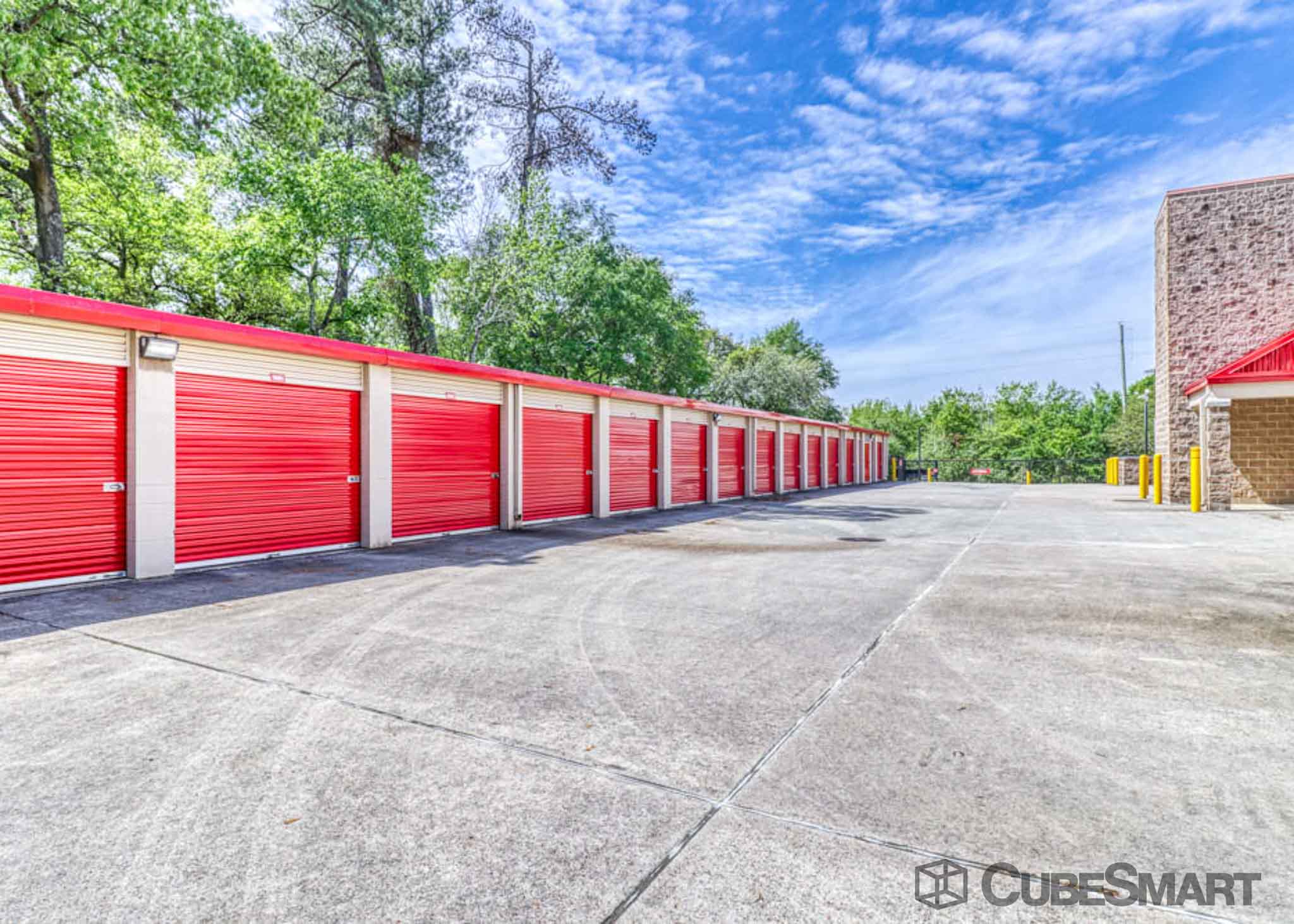 Self-Storage Units at 765 Sawdust Rd in Spring, TX @CubeSmart