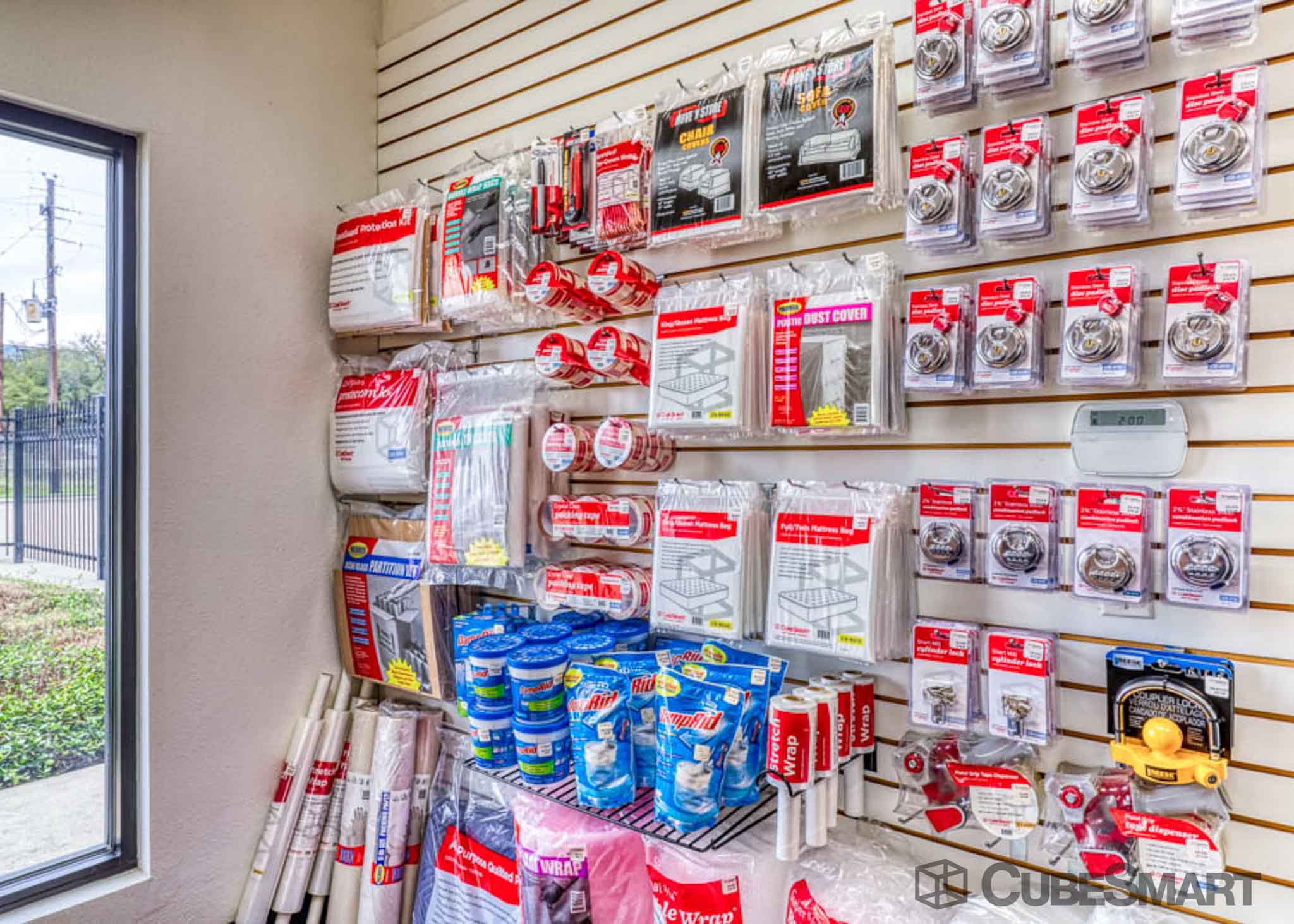 Self-Storage Units at 765 Sawdust Rd in Spring, TX @CubeSmart