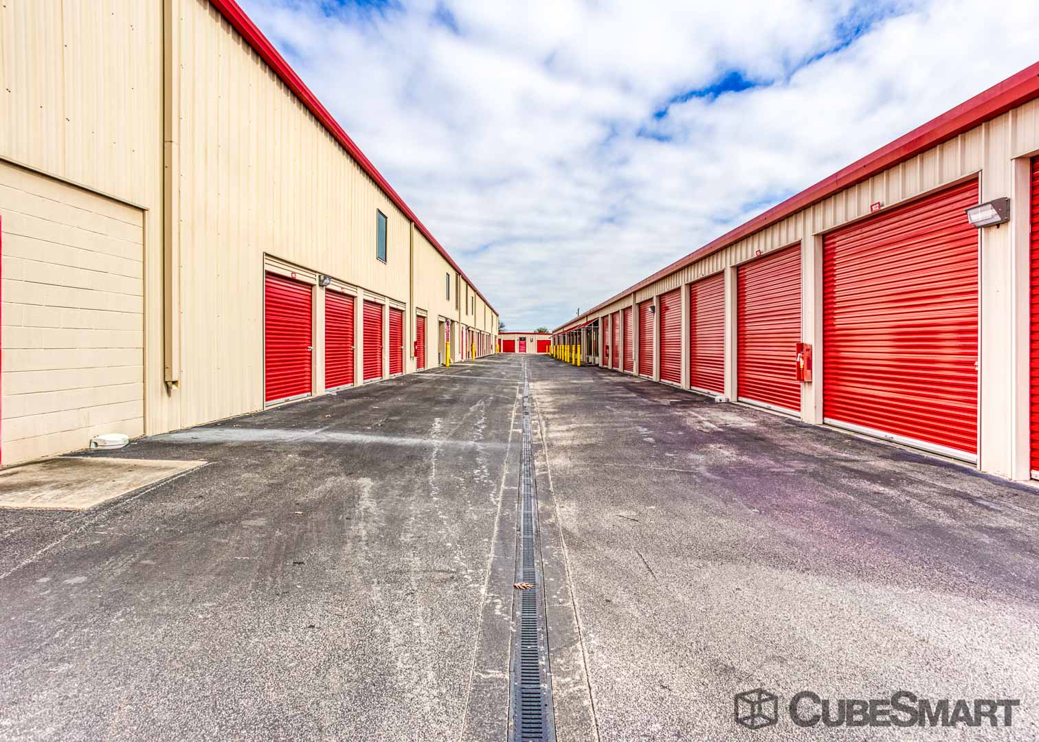 Self-Storage Units at 12955 South Fwy in Houston, TX @CubeSmart